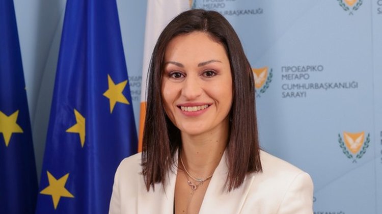 Στην Αθήνα στις 7-8/11 η υπουργός Αγροτικής Ανάπτυξης και Περιβάλλοντος ...