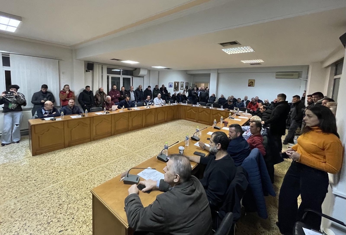 Έκτακτη συνεδρίαση Δημοτικού Συμβουλίου Τυρνάβου - Αγωνία και ...