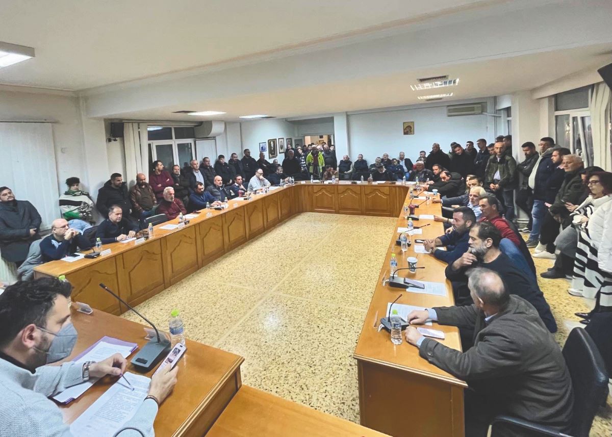 Έκτακτη συνεδρίαση του Δημοτικού Συμβουλίου Τυρνάβου