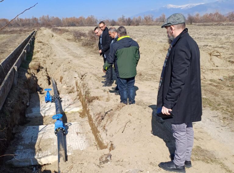 Στελέχη του υπουργείου Ανάπτυξης στον ΤΟΕΒ Πρεσπών