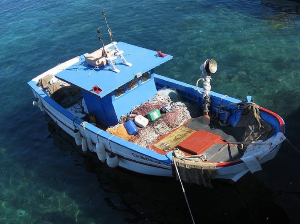 Καταγγελίες για παράνομη αλιεία και αντικοινωνικές συμπεριφορές στην ...